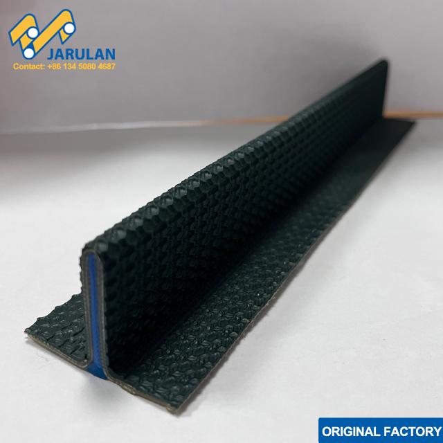 Strong Strength Fabric Reinforced PVC Cleats Green Color For Conveyor ...